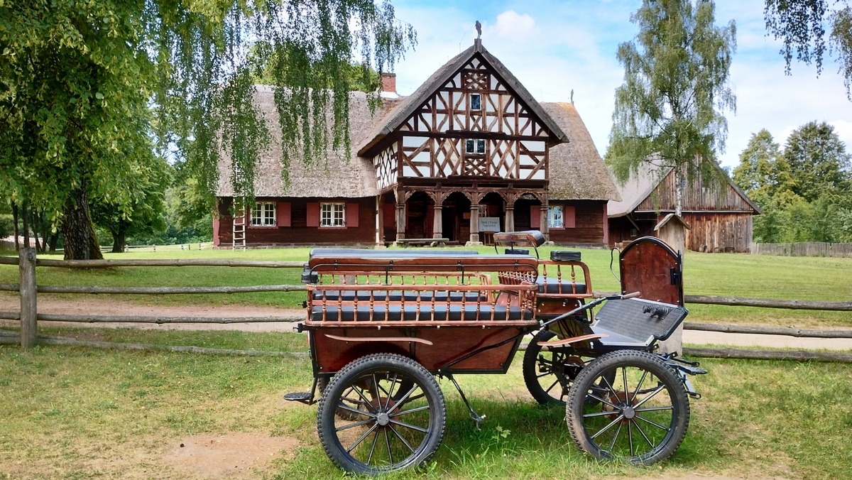 Skansen w Olsztynku - MYzwiedzaMY